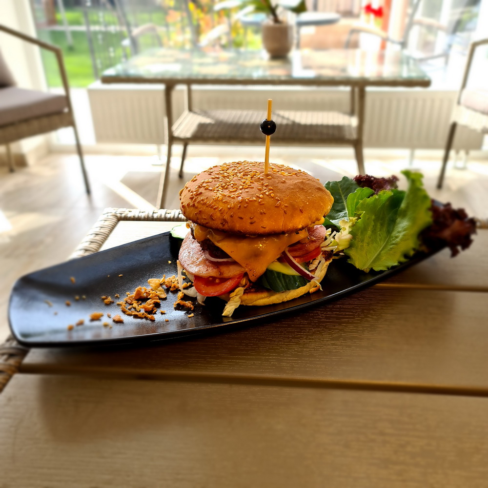 Marha burger retro – Miklós Grill